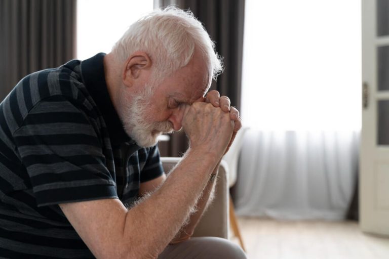 Seniors Care: Signs to Recognize Depression in Seniors
